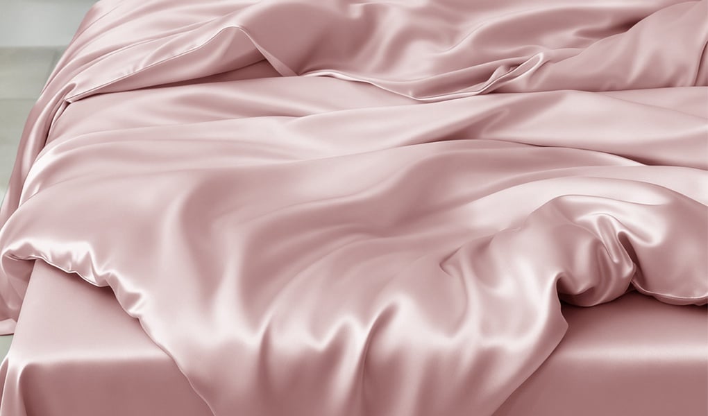 Upgrade Your Bedroom in One Step: Switch to Silk Bedding