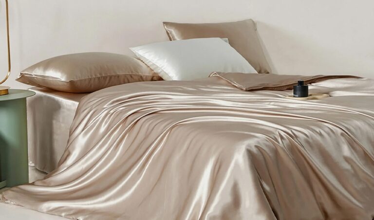 Why Silk Sheets are the Ultimate Choice for Bedroom Design