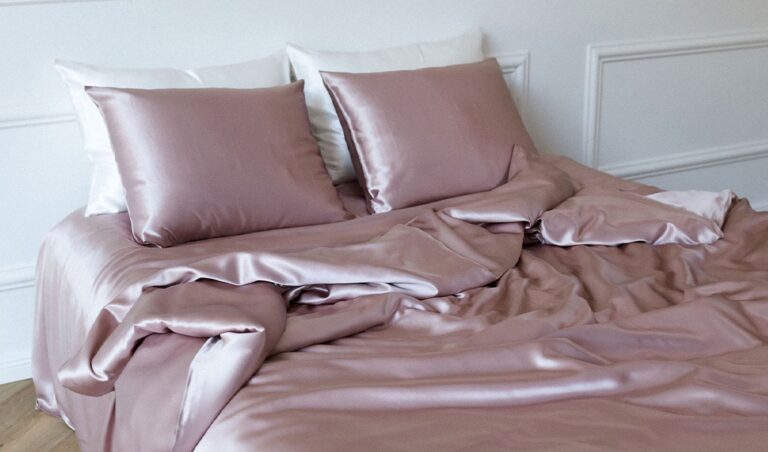 Technology Redefines Tradition: Sun Protection Silk Fabric
